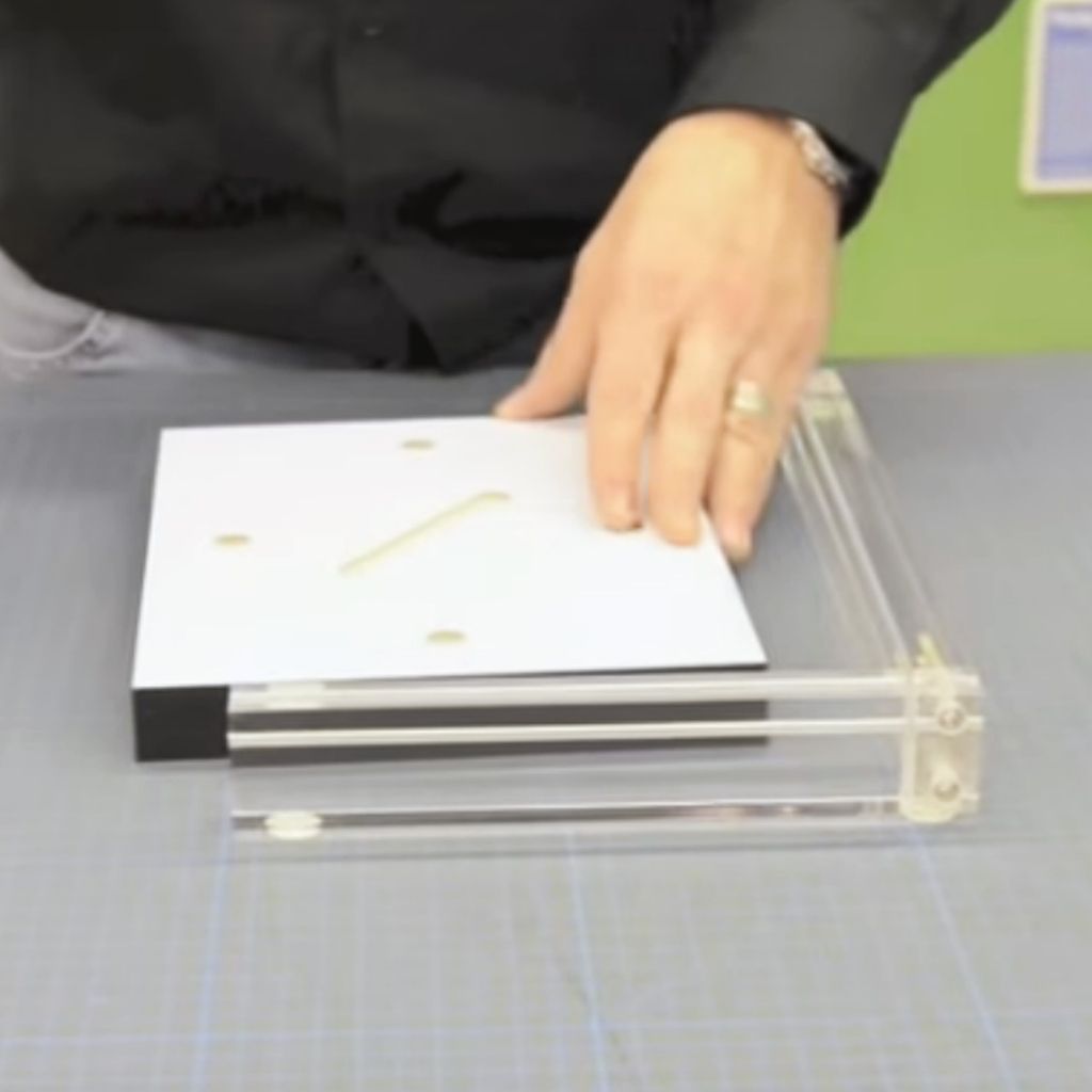 Photo panel alignment tool – Bindomatic